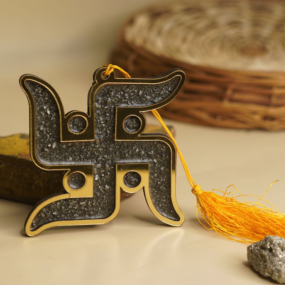 Auspicious Swastik Wall Hanging – Japam